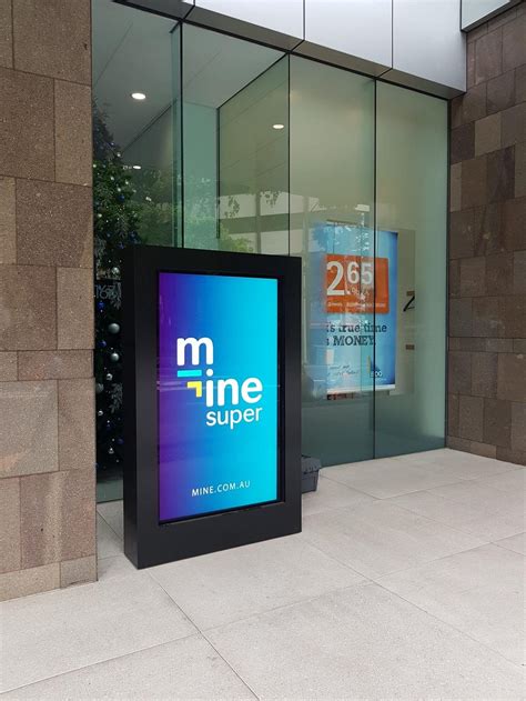Digital Signage LCD Display For Business Foyers - MetroSpec