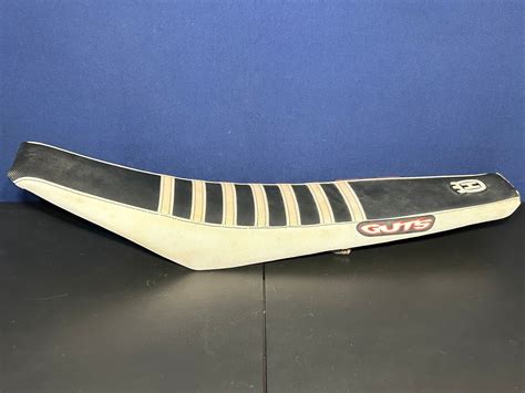 2019 2022 Husqvarna Oem Seat W Guts Ribbed Cover 25107040000 Complete