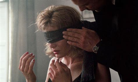 15 способов привнести в секс нотку извращенности и не прослыть маньяком MAXIM