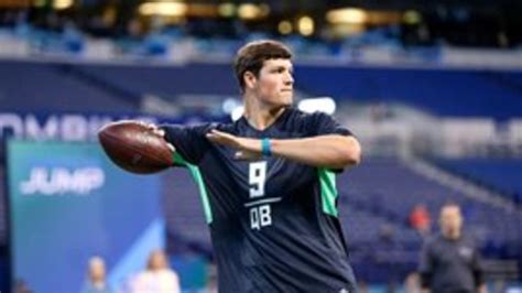 Jets Tap Qb Christian Hackenberg In Round 2