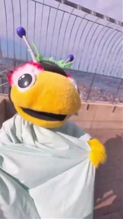 Thunderbug Turns Into Statue Of Thunderbug 🗽🏑🗽🏑 Youtube