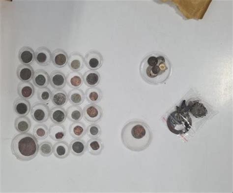 Казанлък инфо Служители на ГДНП и РУ Казанлък откриха и иззеха 49 предмета с белези на