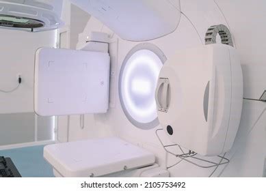 788 Linear Accelerator Machine Images Stock Photos Vectors Shutterstock