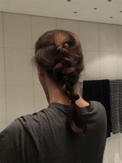 Wanted To Try A Dutch Braid And Ended Up With Whatever That Is R Fierceflow