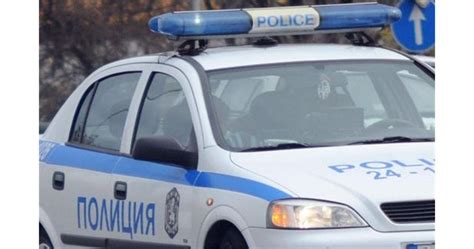 Прекъснаха отпуски на ченгета заради пребит от роми ученик