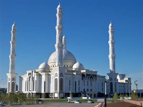 Hazrat Sultan Mosque Launches Online, 3D Tour
