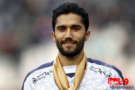 استوری معنادار حسین حسینی پس از شایعات جدایی از استقلالعکس