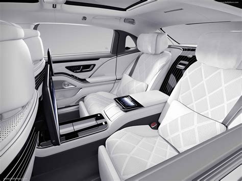 2021 Mercedes Maybach S 680 Edition 100 Stunning Hd Photos Videos