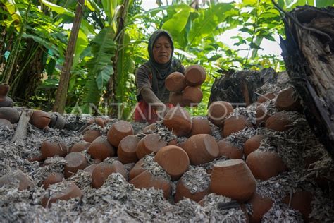 Gerabah Tradisional Products Antara Foto