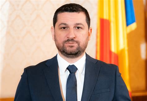 Marius Lulea Aur Când Un Bărbat Lovește O Femeie La Jocurile