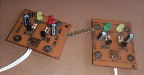MEKATRONIKA MANAKARRA Membuat PCB Layout Rangkaian Flip Flop Dengan Aplikasi Proteus Dan