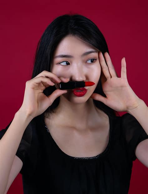 뷰티컨셉의 프로필촬영본입니다