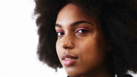 Spiky Studded Brows Trend Instagram Eyebrow Trends Marie Claire