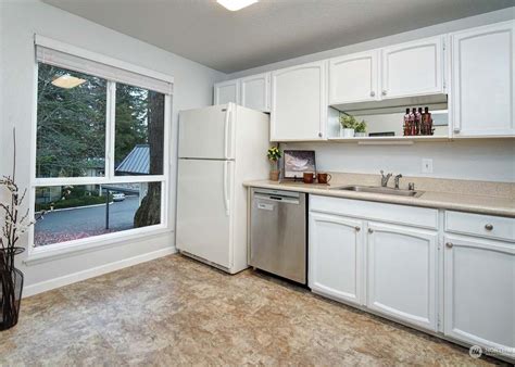 1617 102nd Pl Ne Unit B1 Bellevue Wa 98004 Redfin