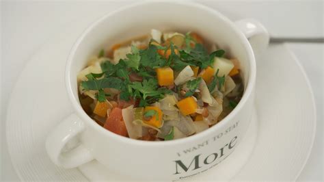 렌틸콩 채소 스프