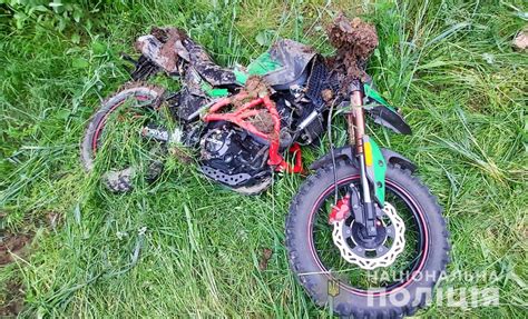 На Буковині юний мотоцикліст потрапив до лікарні через власну необачність ФОТО Магнолія ТВ