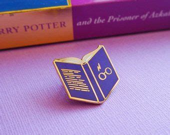 Harry Potter Enamel Pin Etsy Ca Enamel Pin Etsy Enamel Pins Etsy