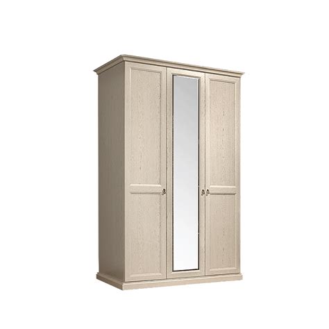 Шкаф 3 х дверный с зеркалом