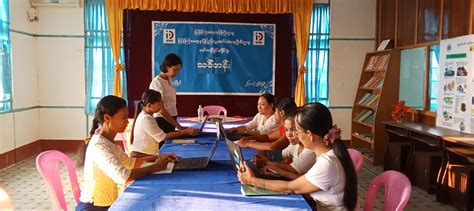 မော်လမြိုင်ခရိုင် လူထုအခြေပြုဗဟိုဌာန Community Centre ခန်းမ၌ ငွေစာရင်း Solfware ရေးသွင်းနည်း သင