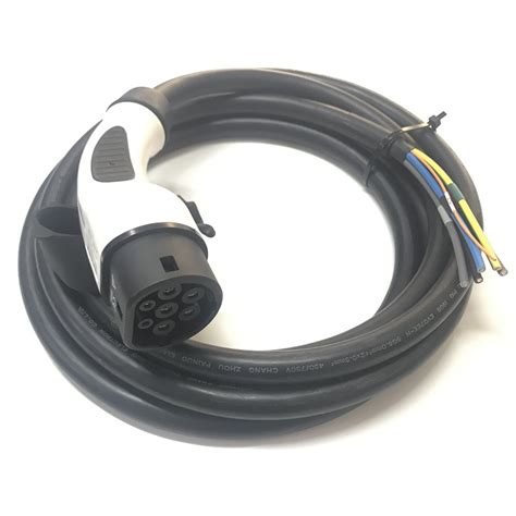 IEC 62196 Type 2 AC Charging Plug 32A 415V Single Phase Connector EV Charger With 5 Meters Cable