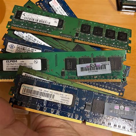 Смешанный бренд 1 Гб 2 Гб 4 Гб Память DDR2 533 МГц 667 МГц 800 МГц DDR3 ...