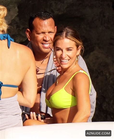 Melanie Collins Sexy Enjoys Her Holidays Aznude