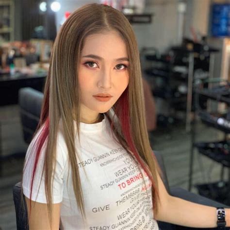 កុំឲ្យសុភាពៗ ដដែលពេក ពេលនេះ កែវ សុបញ្ញា បញ្ចេញរូបស៊ិចស៊ីច្រើនសន្លឹក Khmerload Cambodia