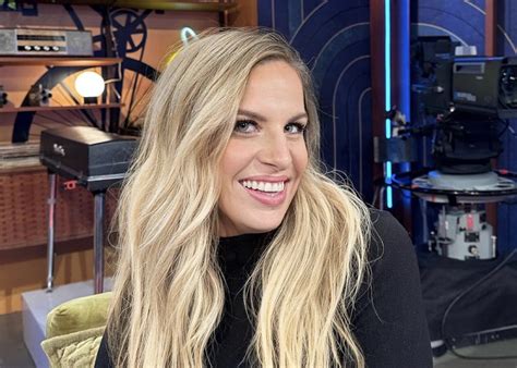 Marie Lyne Joncas Dit Adieu à Ses Cheveux Blonds