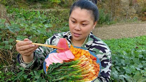 今天用泡萝卜做了一大碗香喷喷的炒饭 欧妹呀 欧妹呀 哔哩哔哩视频