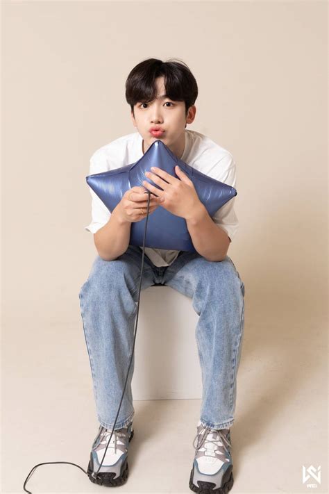 아들 생일카페에 선물과 함께 편지 남기고 간 김요한 어머니 인스티즈 Instiz 이슈 카테고리