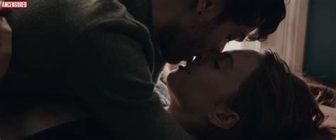 Naked Maya Hawke In Human Capital