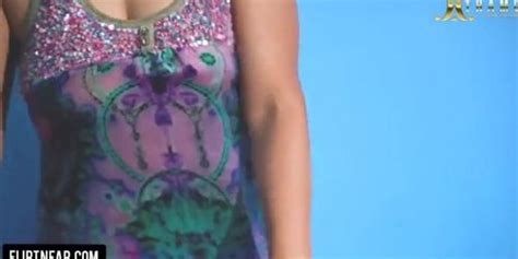 Bhabhi Ne Massage Ke Bahane Devar Se Sex Kia