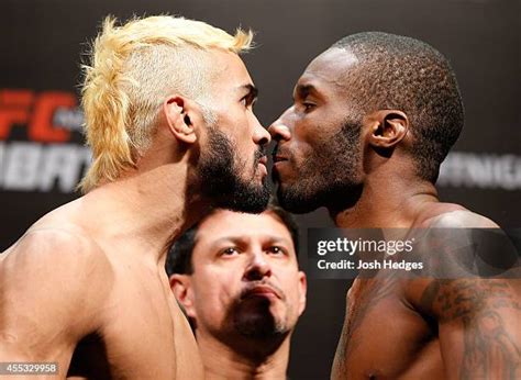 Dashon Johnson Photos And Premium High Res Pictures Getty Images