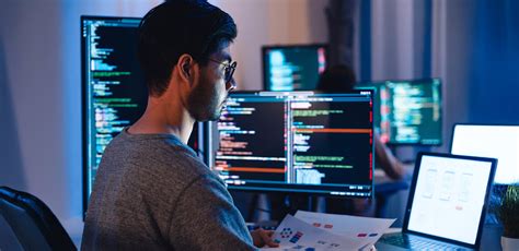 tecnología en desarrollo de software y aplicativos móviles