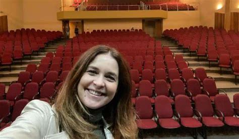 Cláudia Abreu cancela apresentação de peça após diagnóstico de doença saiba o que rolou