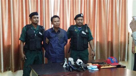 ឃុំខ្លួនឃាតករសម្លាប់លោក កែម ឡី ពីបទ ”ឃាតកម្មនិងកាន់កាប់អាវុធខុសច្បាប់” បញ្ជូនទៅគុកព្រៃស