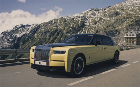 2025 Rolls Royce Phantom News Reviews Picture Galleries And Videos