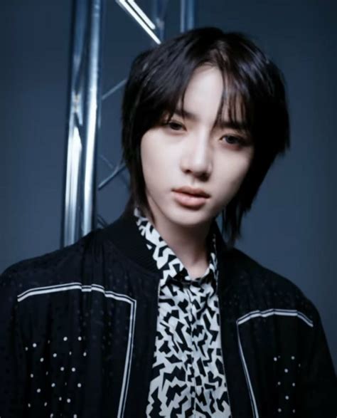 Pin De Evelyn Barrientez En Txt Shoots