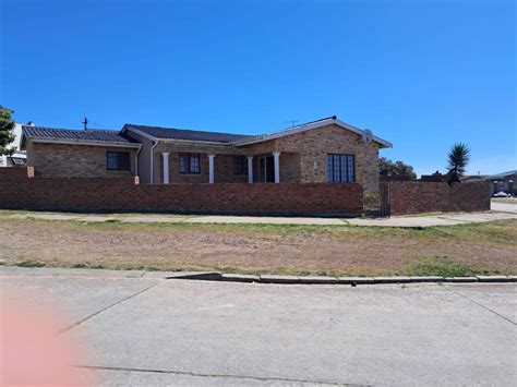 3 Bedroom House For Sale In Sanctor P24 116628348