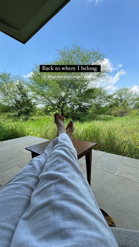 Srishti Rindanis Feet