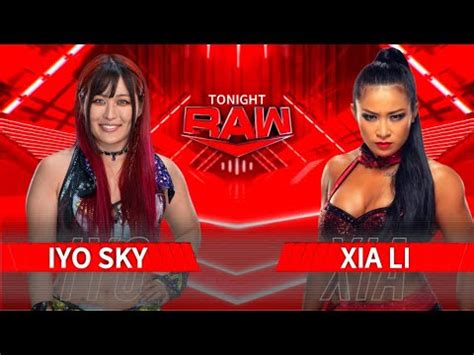 Iyo Sky vs Xia Li : Raw - YouTube