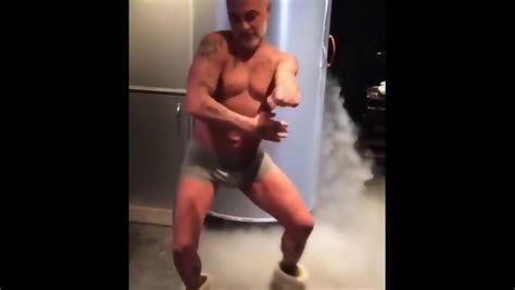 Bulto Gianluca Vacchi