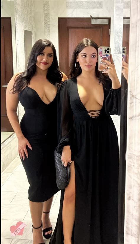 Isabella Gomez And Friend Rcelebritycleavage