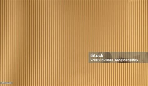 금색 건축 원활한 패턴 벽지 개념 금속 질감의 원활한 골판지 아연 시트 외관 벽에 대한 스톡 사진 및 기타 이미지 벽 배경 주제 줄무늬 Istock