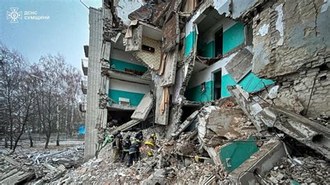 У Глухові завершили рятувальну операцію на місці удару РФ МВС