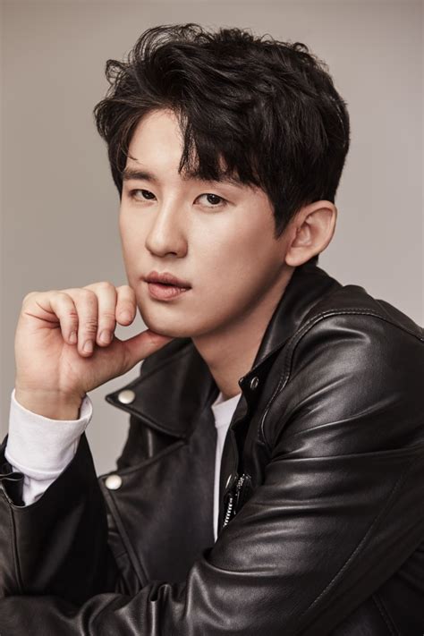 Shin Yu S Instagram Twitter And Facebook On Idcrawl