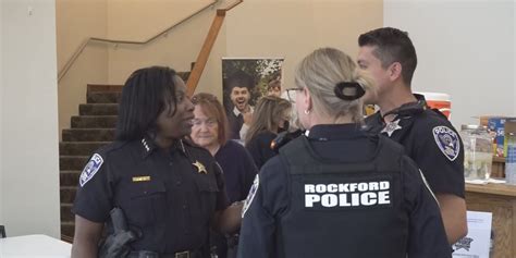Retired Wisconsin Police Chief Brings Community Policing Discussion To
