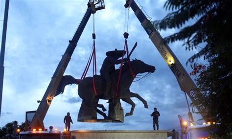 Zapata Regresa Al Centro De Cuernavaca Comunica Media And Marketing Group