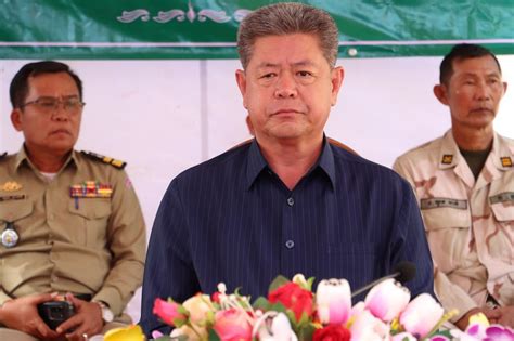 Msjtv News អភិបាលខេត្តព្រះសីហនុ ចែកវិញ្ញាបនបត្រសម្គាល់ម្ចាស់អចលនវត្ថុ១៤០បណ្ណ ជូនប្រជាពលរដ្ឋ