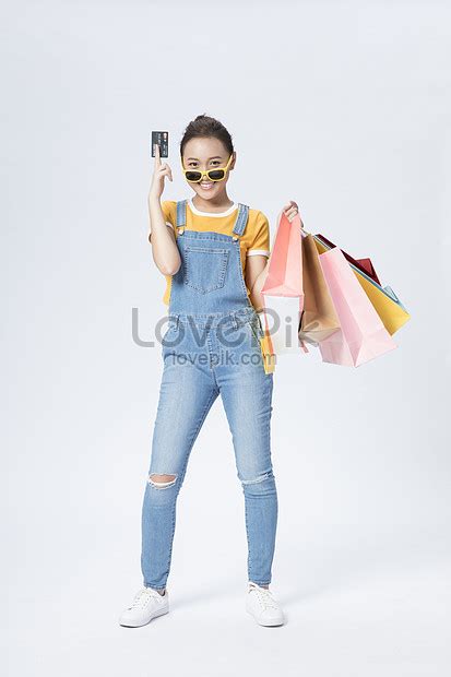 여성 신용 카드 쇼핑